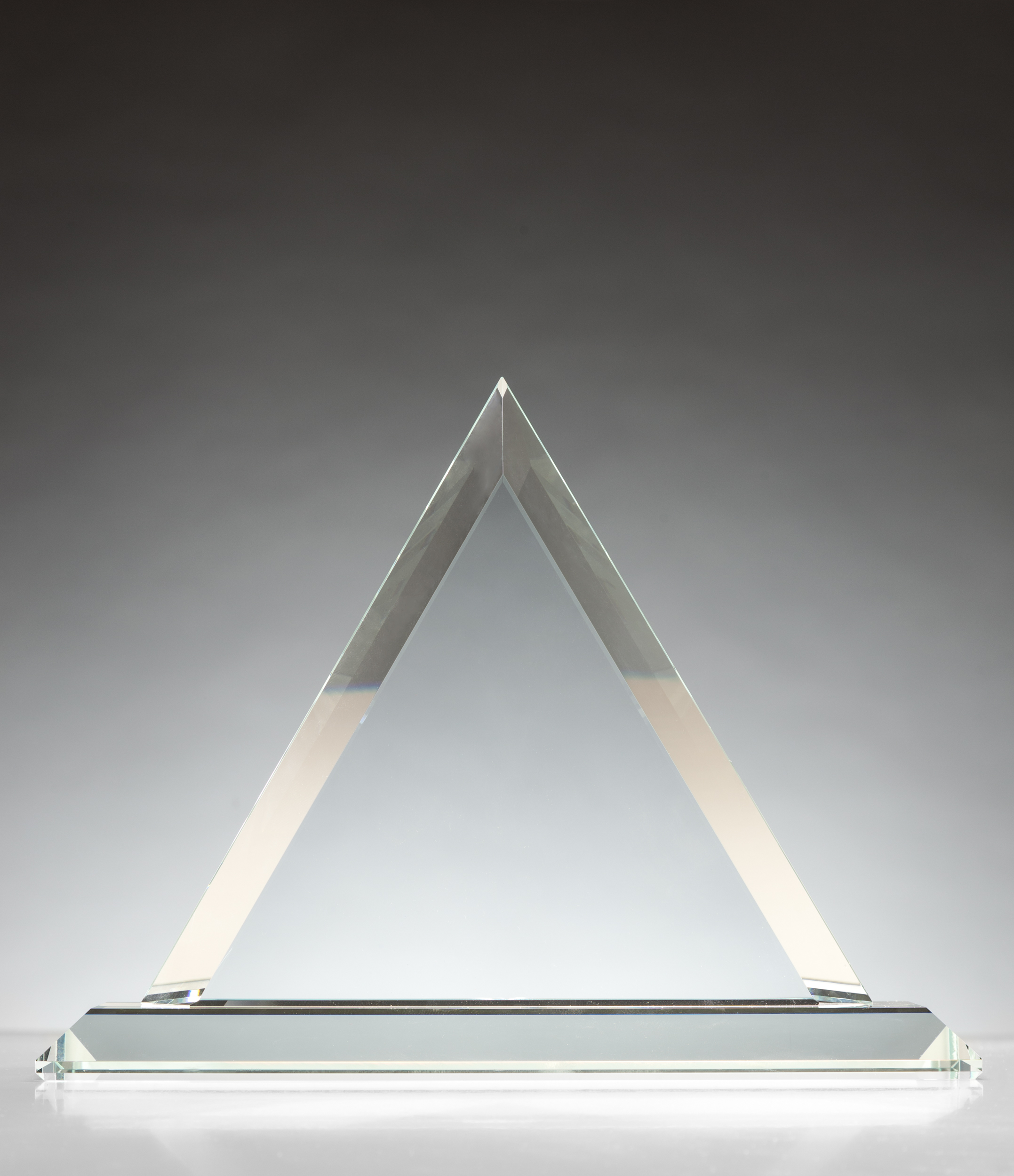 Triangle 6" x 3/4" Beveled: Glassplax