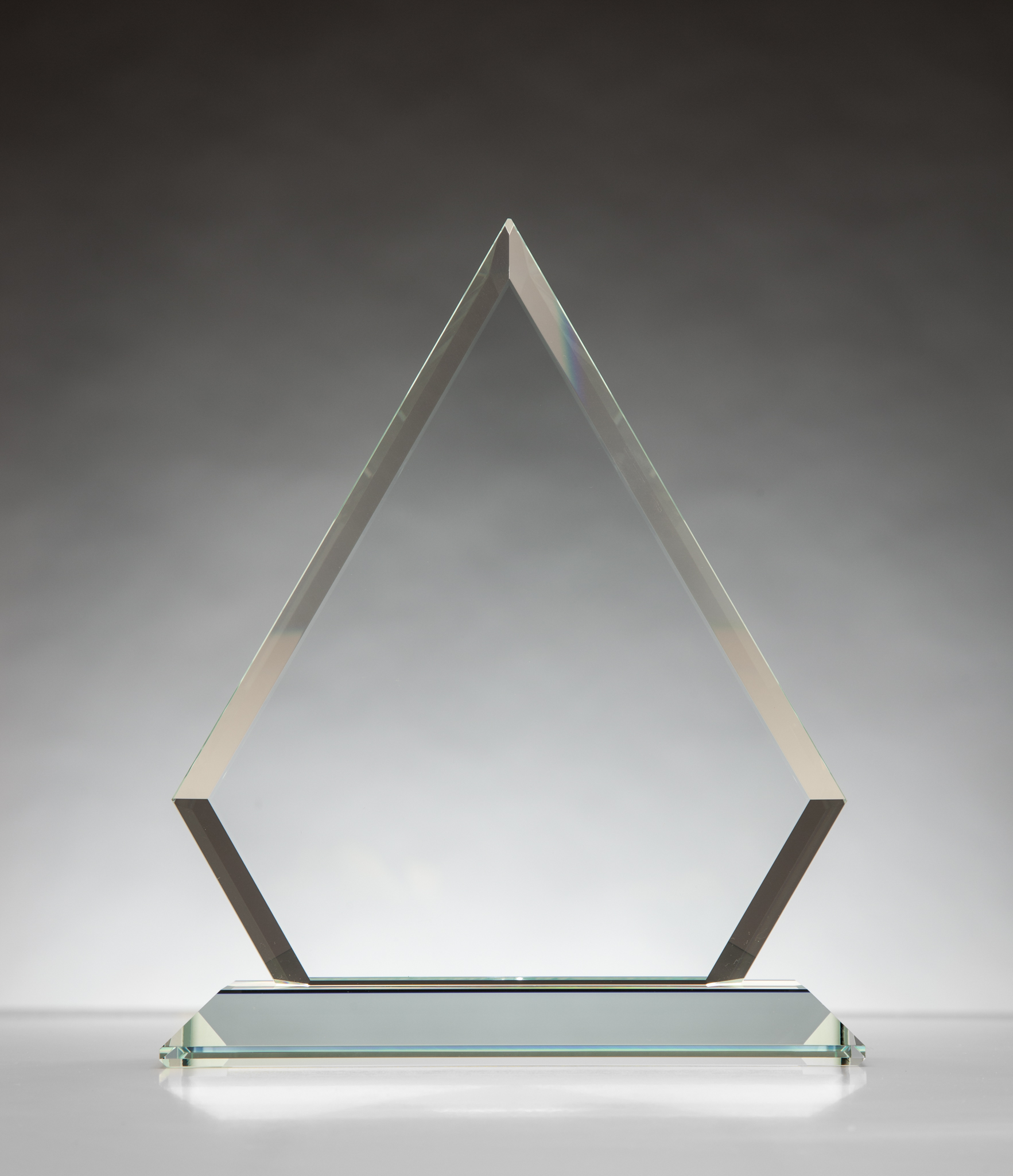 Clipped Diamond 8" x 3/4": Glassplax