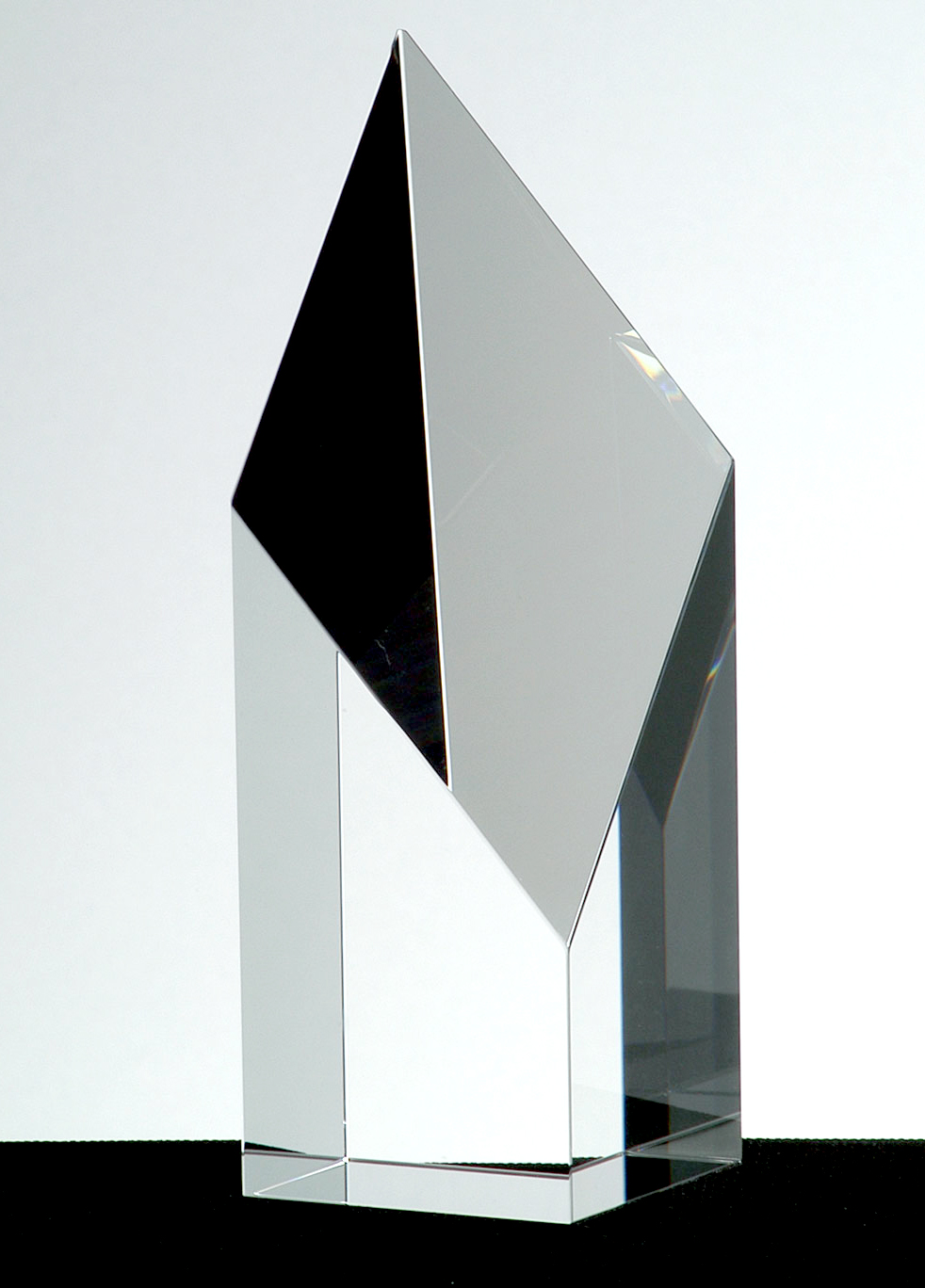 Diamond Pillar 6", Optical Crystal: Glassplax